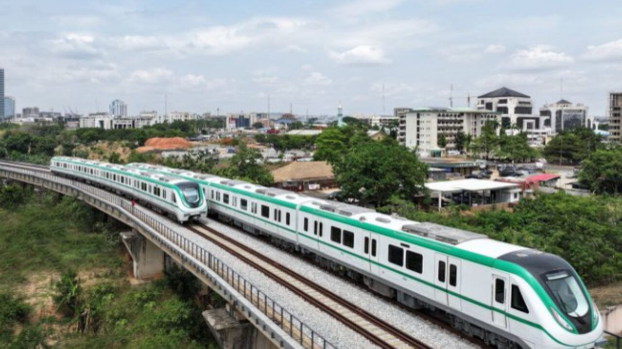 Abuja Metro Rail Transports Over 250,000 Passengers in 100 Days ...